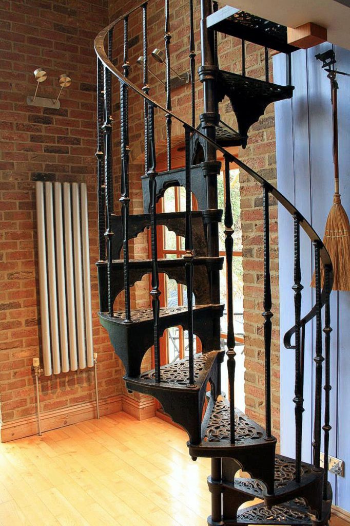Victorian-Cast-Iron-Staircase-Rhonde-4 - Elite Spiral Staircases